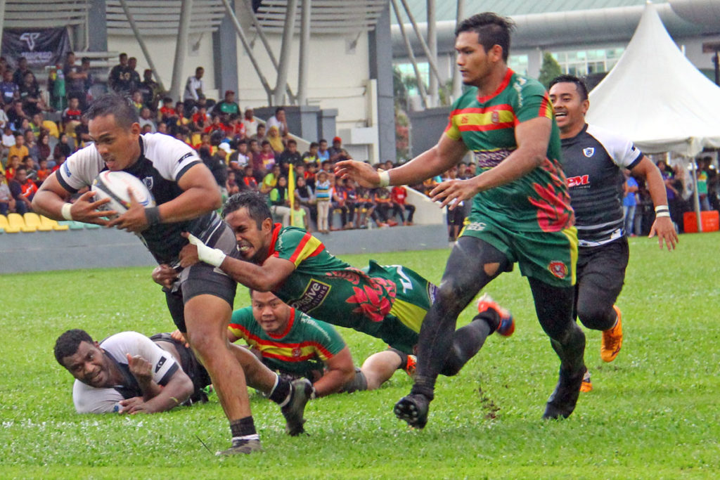 Bola Sepak Atau Bola Ragbi | Afyan.com